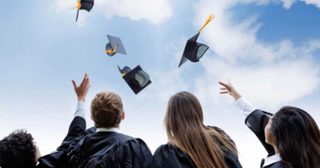 ¿Qué es un título propio? [Guía 2025] - ImpulsaT