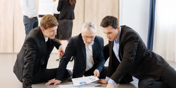 Entrevista de trabajo grupal: 7 consejos para destacar