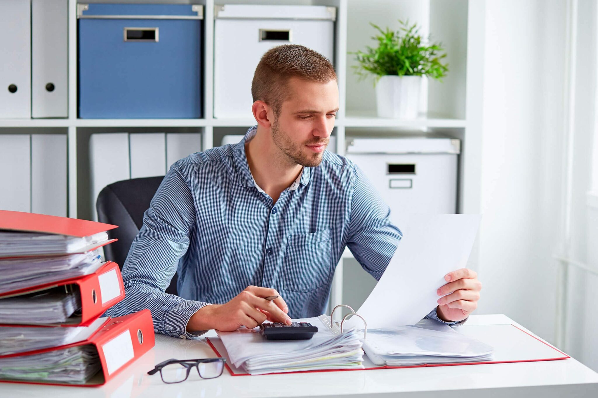 Ventajas y desventajas de ser funcionario - ImpulsaT