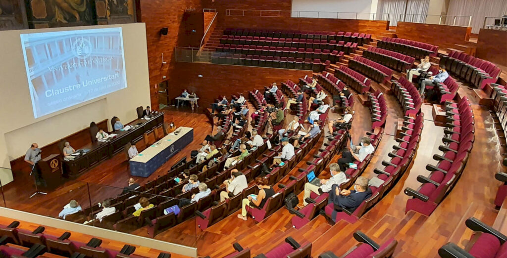 Universidad de Valencia: ¿Qué carreras estudiar? - ImpulsaT